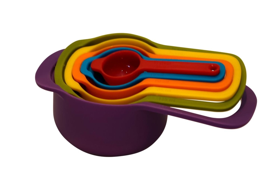 Measuring Cups | Montessori Australia